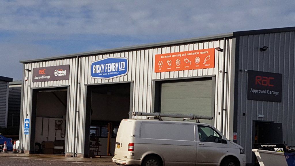 » Ricky-Fenby2-webMirage Signs